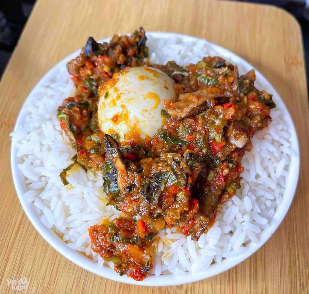 White Rice, Vegetable Sauce & Boiled Egg, Snail & Fish | Eatright ...